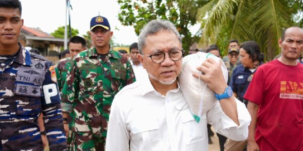 Zulhas Pikul Beras Dinilai Murni Kepedulian, Bukan Aksi Pencitraan - Jurnal Patroli News